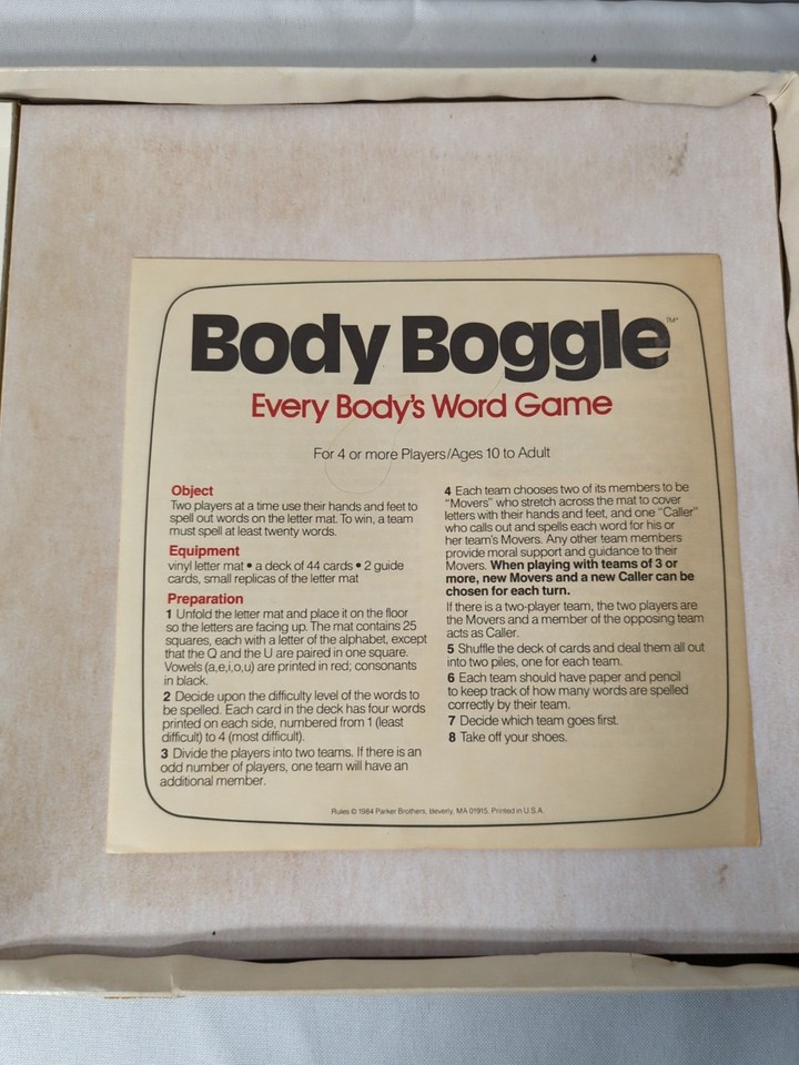 BODY BOGGLE Board Game Parker Brothers Twister Style Spelling Complete ...