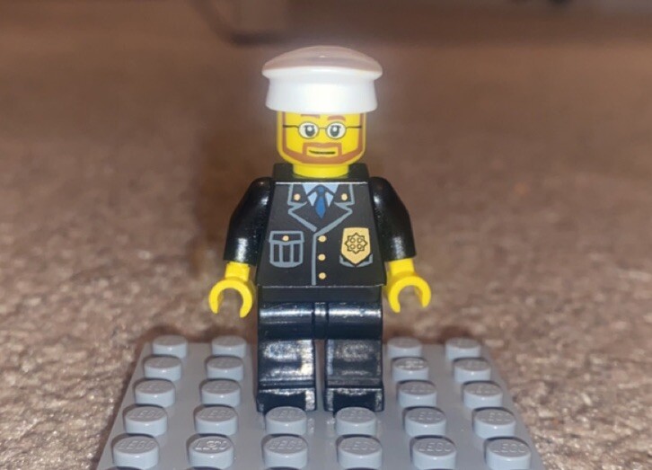 Lego Police Chief Officer Minifigure Rare City Police Castle Star Wars ...