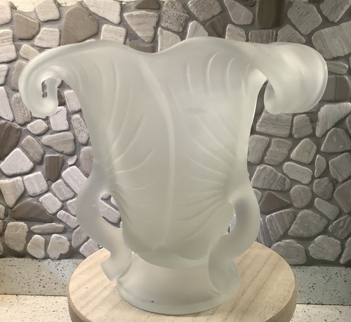 Vintage White Frosted Satin Glass 3 Leaf Pedestal ART NOUVEAU 3 Handle ...