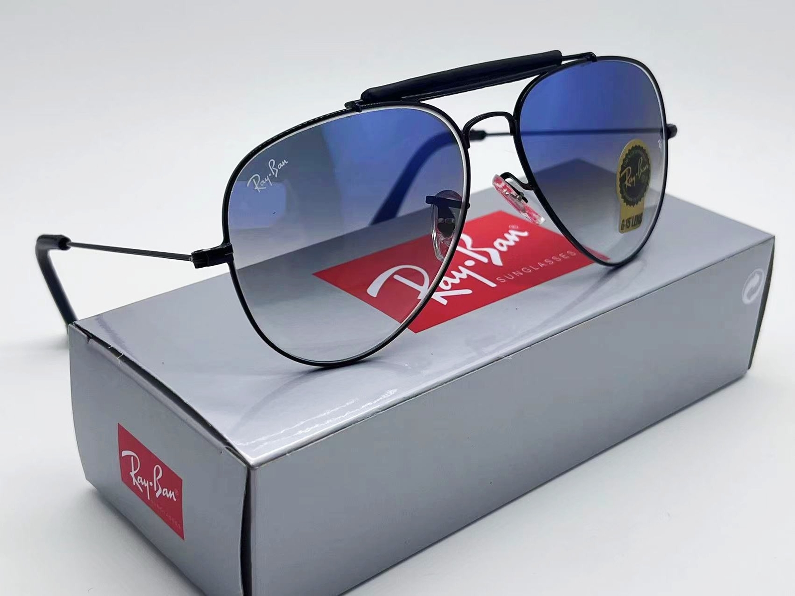 RAY-BAN RB3422, aviator sunglasses Gradient blue Lens/black Frame