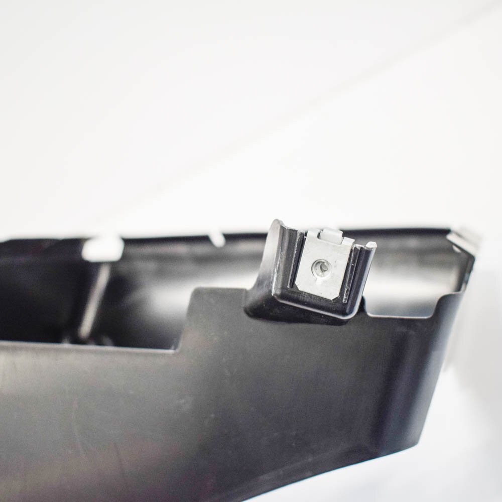 BMW 7 F01 Front Right Air Duct 51747898884 7898884 2015 New Genuine | eBay