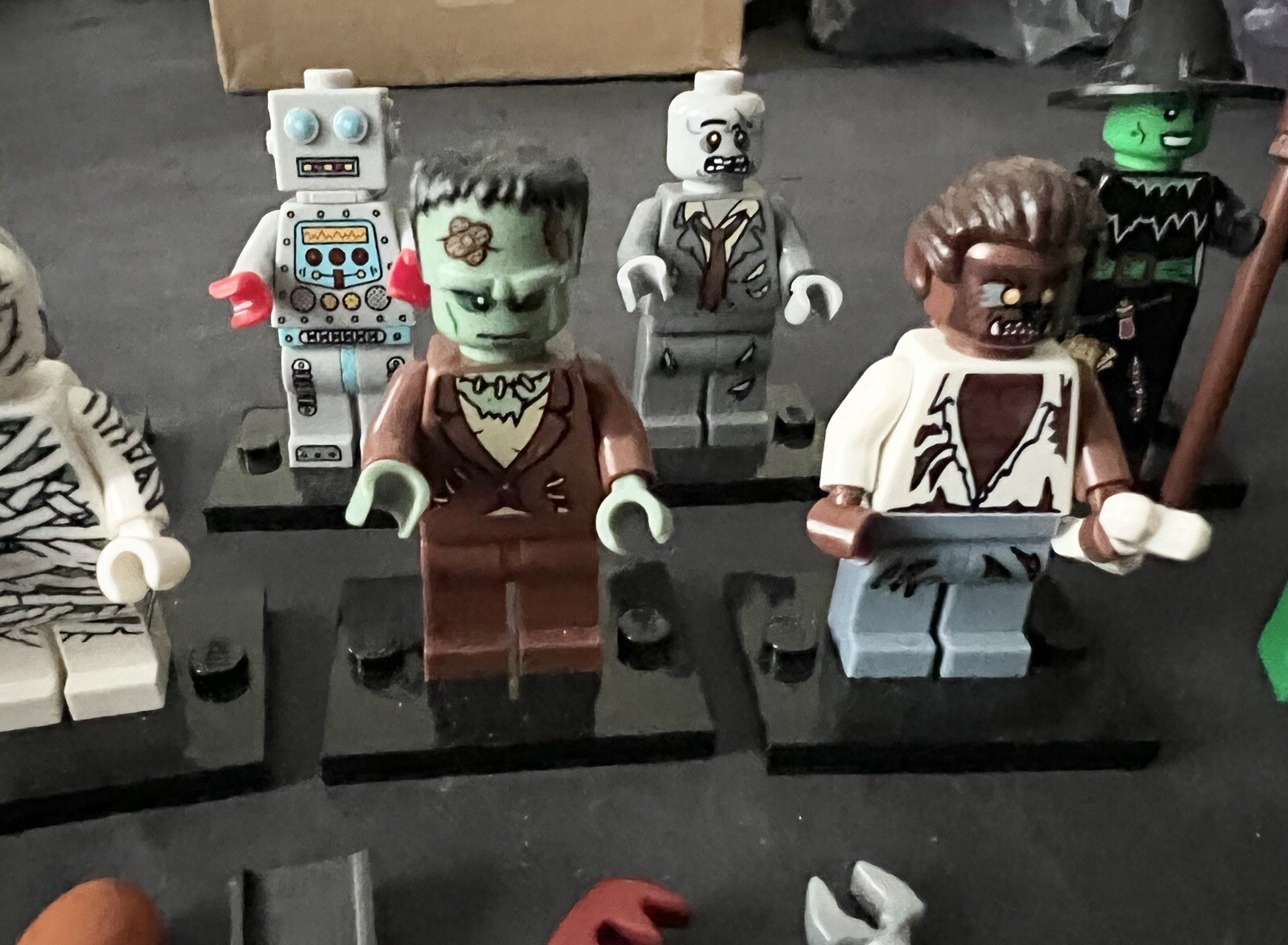 LEGO Lot of 9 Minifigs Dracula Mummy Frankenstein Wolfman Creature ...