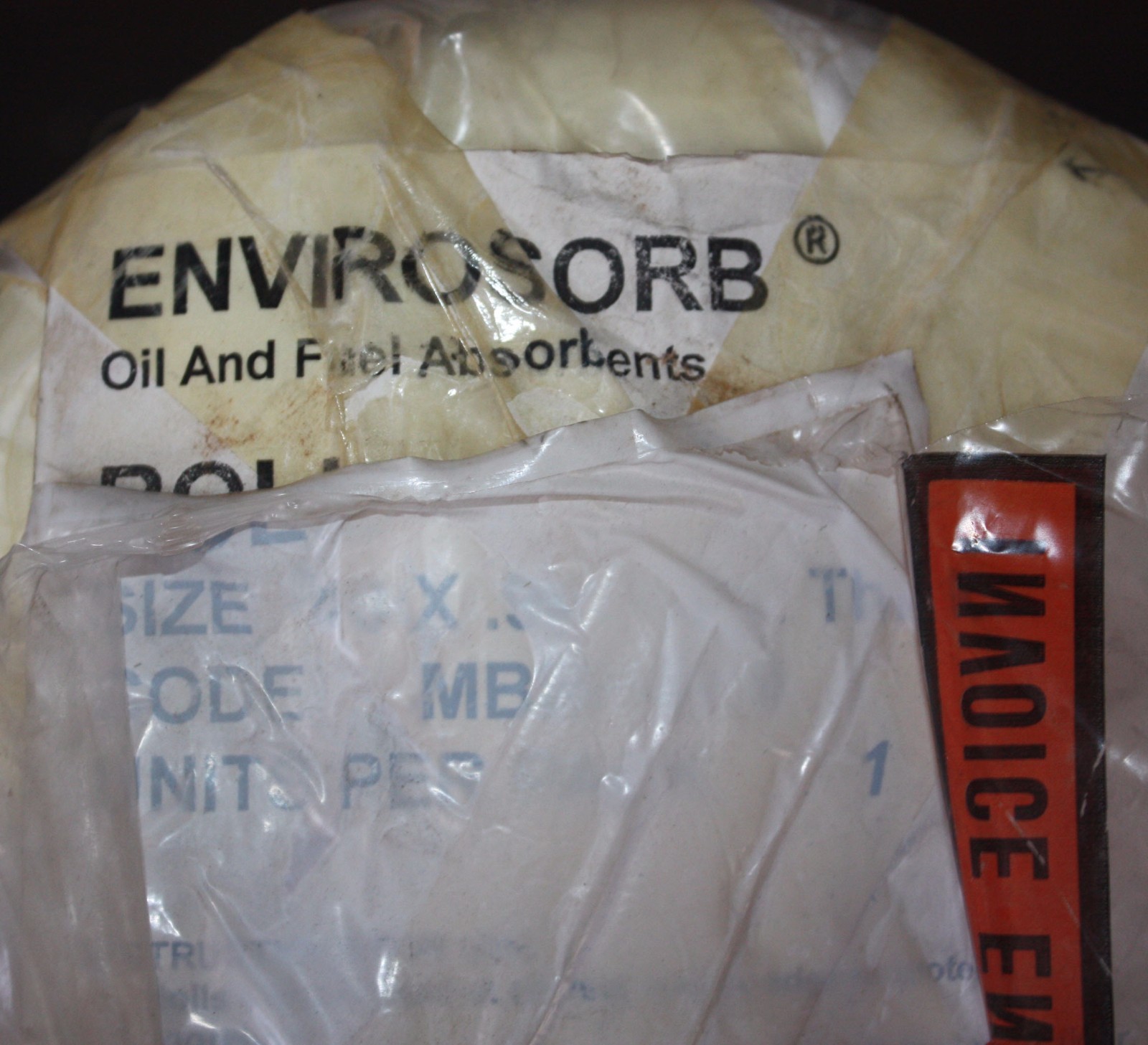 ENVIROSORB HEAVY DUTY OIL & FUEL ABSORBENT 900X40mm ROLL | eBay Australia