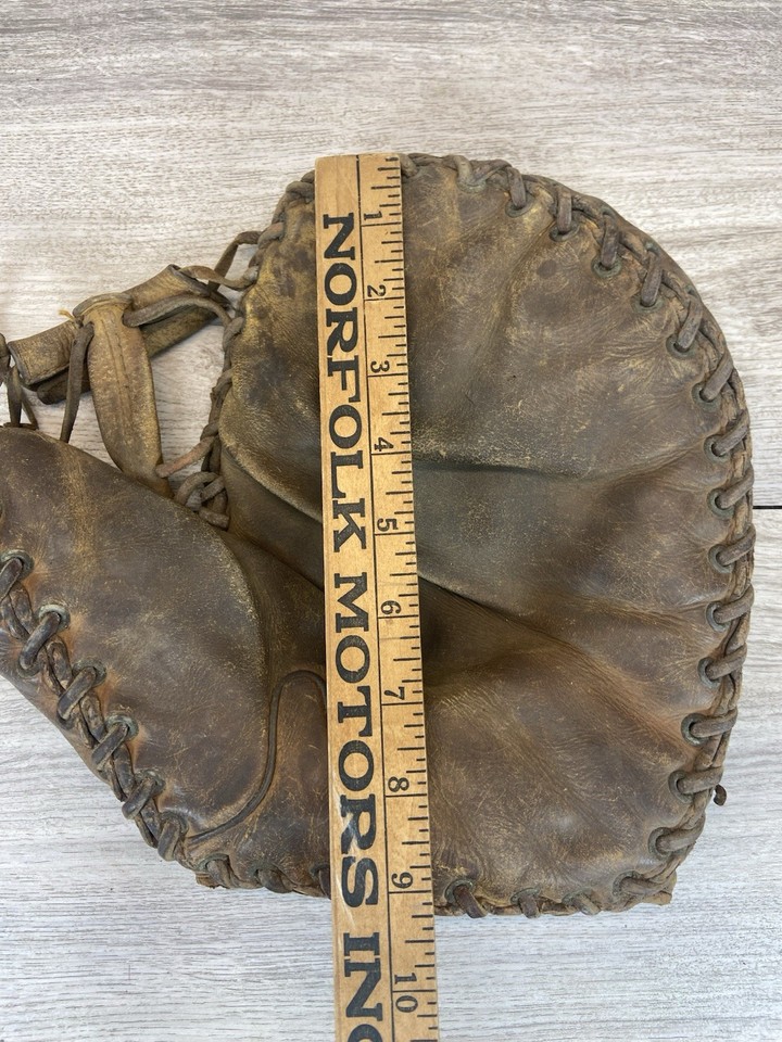 Vintage Early Catchers Mitt Leather Baseball Prewar Era Glove Laced ...