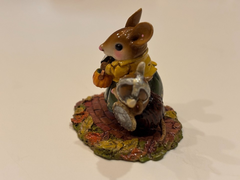 Wee Forest Folk, Eric the Reticent, M-443 | eBay