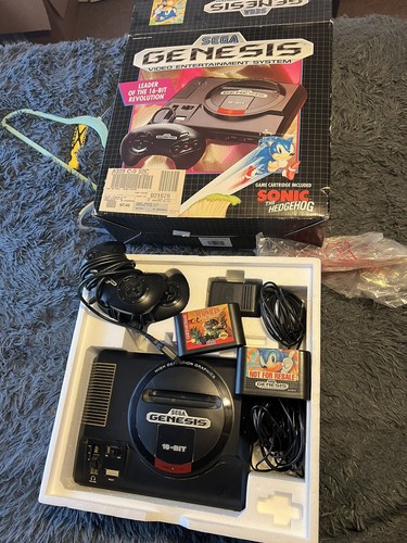 Sega Genesis Console W/ Sonic the Hedgehog Complete IN BOX Manual ...