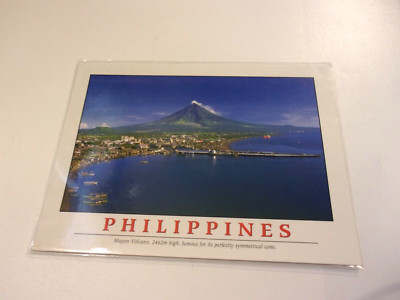 Philippines - Mayon Volcano postcard. 6 1/2 x 5 inches. New old stock ...