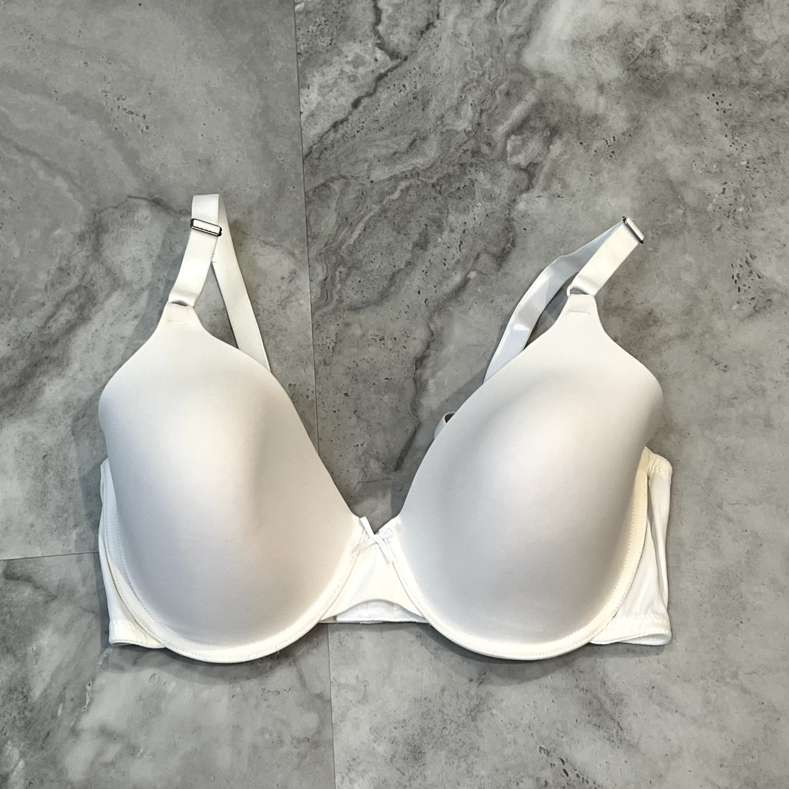 Maidenform One Fab Fit Demi White Bra 0795XJ Size 38 … - Gem