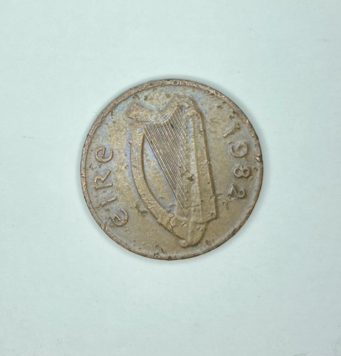 EIRE 1982 Ireland One Penny Coin Old Irish 1p Tone | eBay