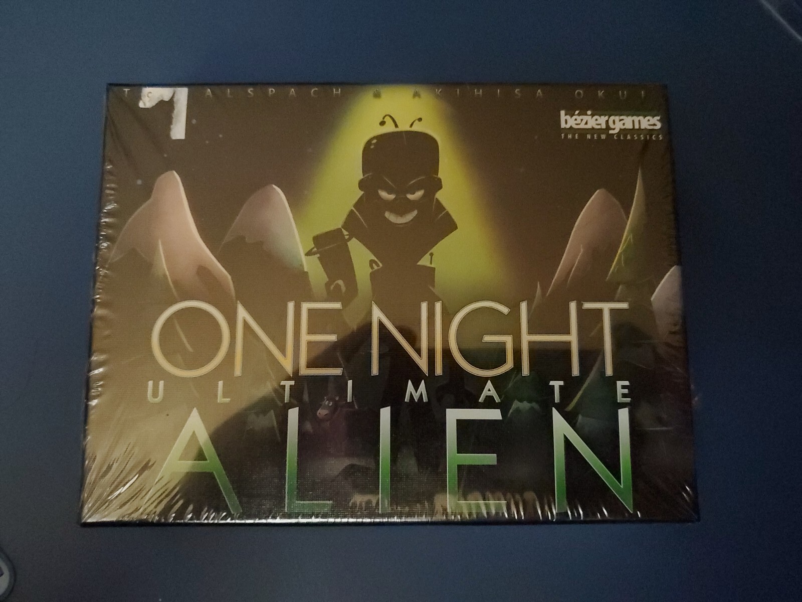 One Night Ultimate Alien Family Party Game Bezier Games | eBay