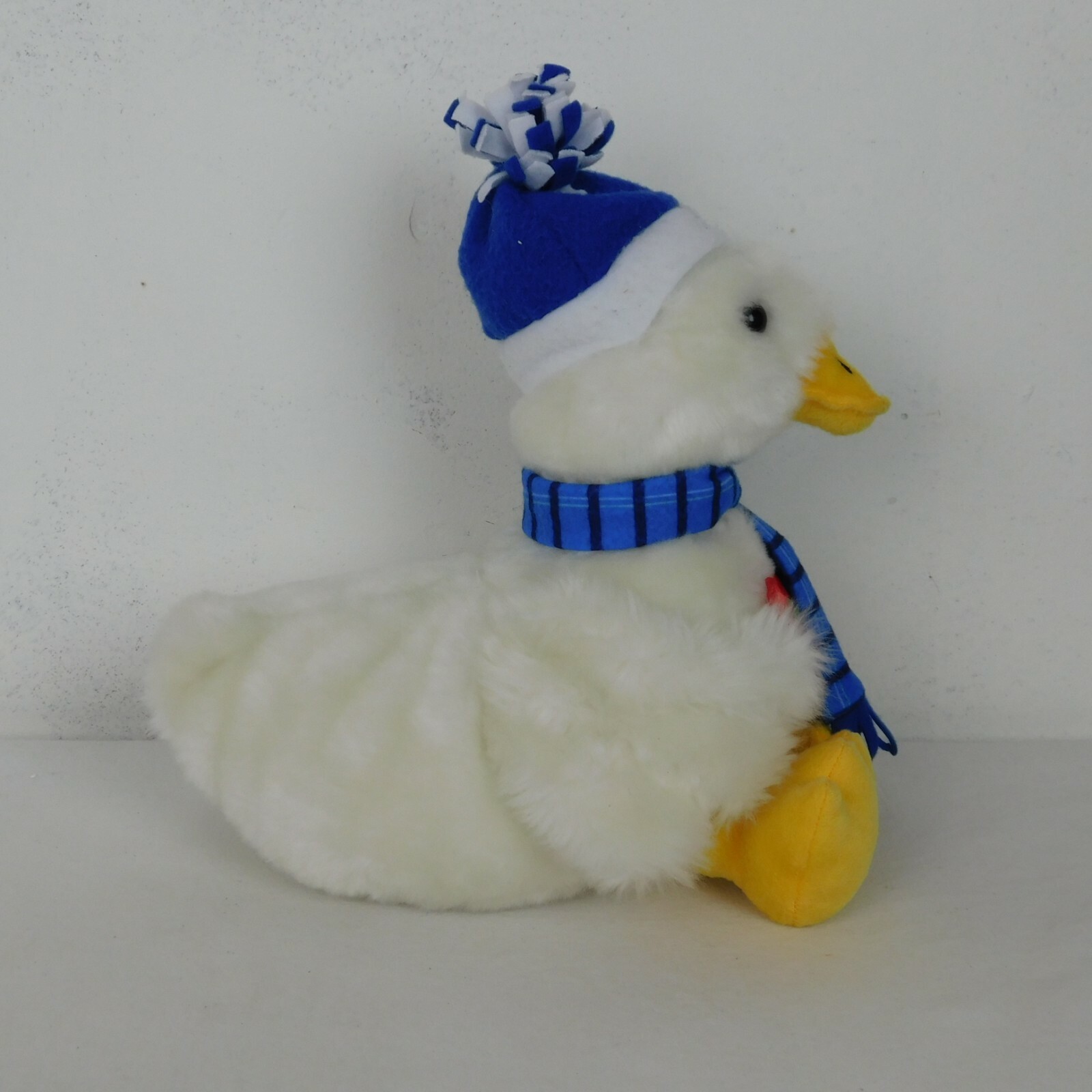 Aflac Plush 2017 Duck Blue Hat Scarf Red Heart Holly Berry Talking Big ...