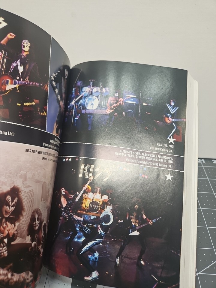 Kiss : Behind the Mask - Official Authorized Biogrphy by Ken Sharp and ...