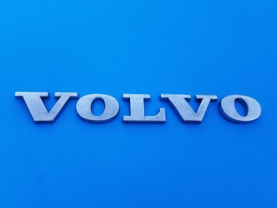 03-14 VOLVO XC90 REAR GATE LID CHROME EMBLEM LOGO BADGE SYMBOL USED OEM ...