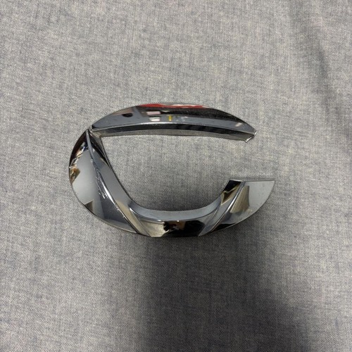 Toyota Corolla Fielder Emblem Black Grill Logo Used | eBay