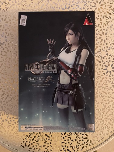 Final Fantasy VII Remake Tifa Lockhart Figur Play Arts Kai Square Enix ...
