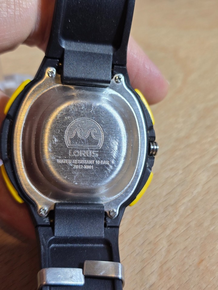 Lorus Z012-X001 Sports Diver Ani-Digi Watch - Used - New batteries ...