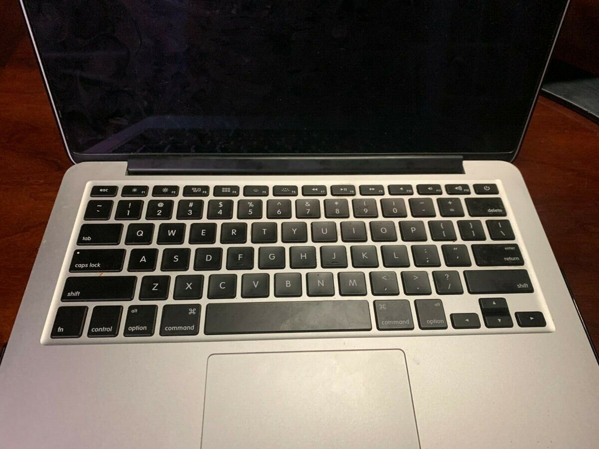 Apple MacBook Pro 13.3: 128 GB Storage, 8 GB RAM (Mid 2014 Apple MacBook Pro 13.3: 128 GB Storage, 8 GB RAM (Mid 2014