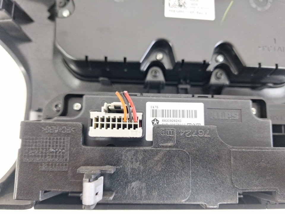 2019-2020 DODGE RAM 1500 DASH 8.4" DISPLAY SCREEN & CLIMATE CONTROL ...