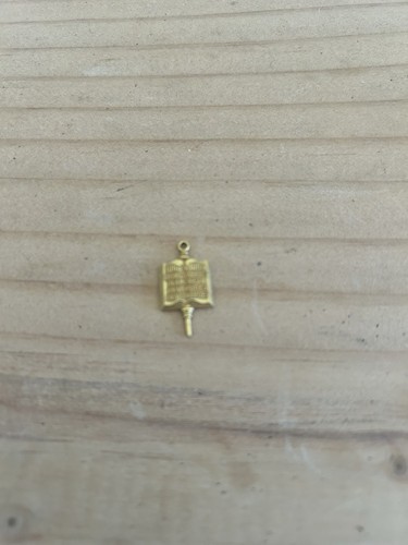 1972-73 1/10 10K GF VTG Who's Who Students Colleges & Universities ...