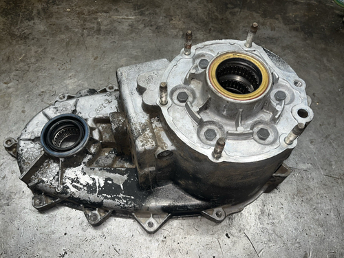 Chevy NP 208 transfer case front half Squarebody K-5,10,20 M series ...