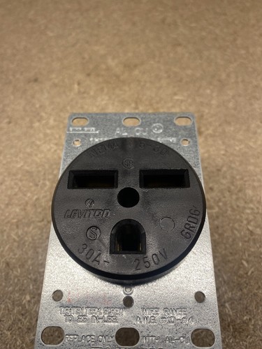 Leviton Nema 6-30 30 Amp 250V GRDG Receptacle | eBay