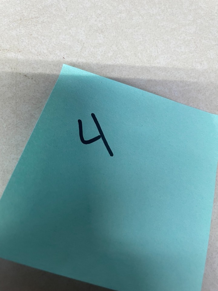 INTERNATIONAL SUSPENSION FRONT SPRING SHACKLE 3525664C1 | eBay