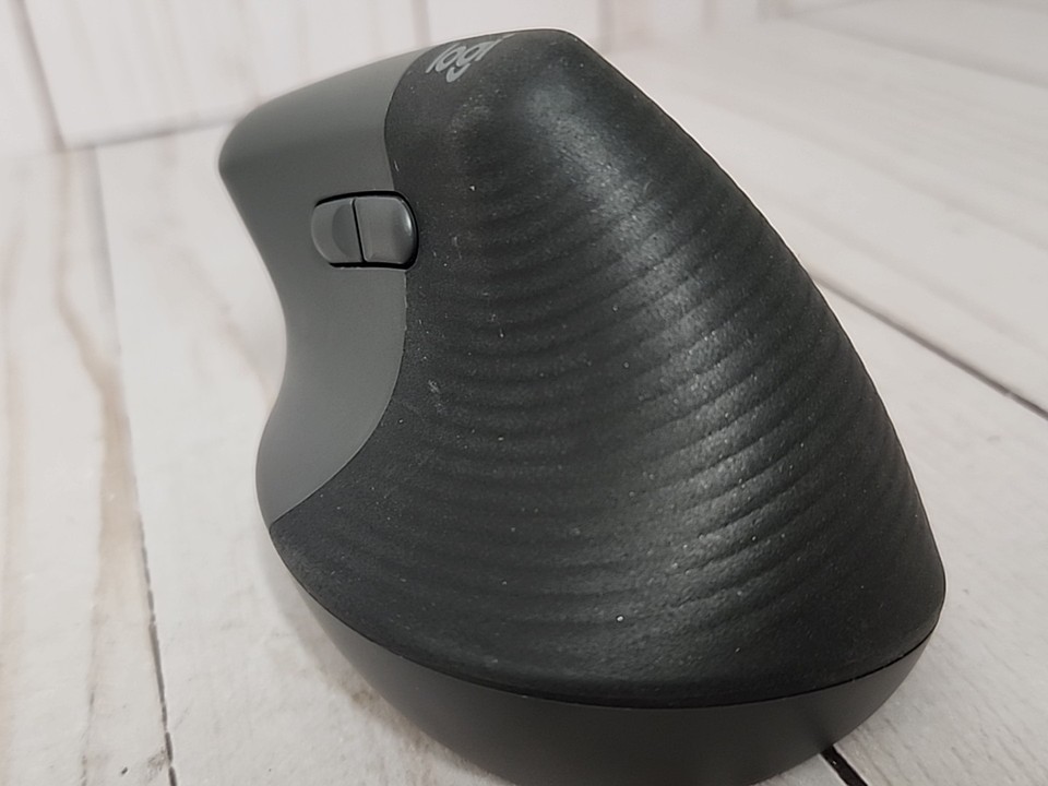 Logitech Lift Vertical Ergonomic Mouse, Wireless Bluetooth or USB ...