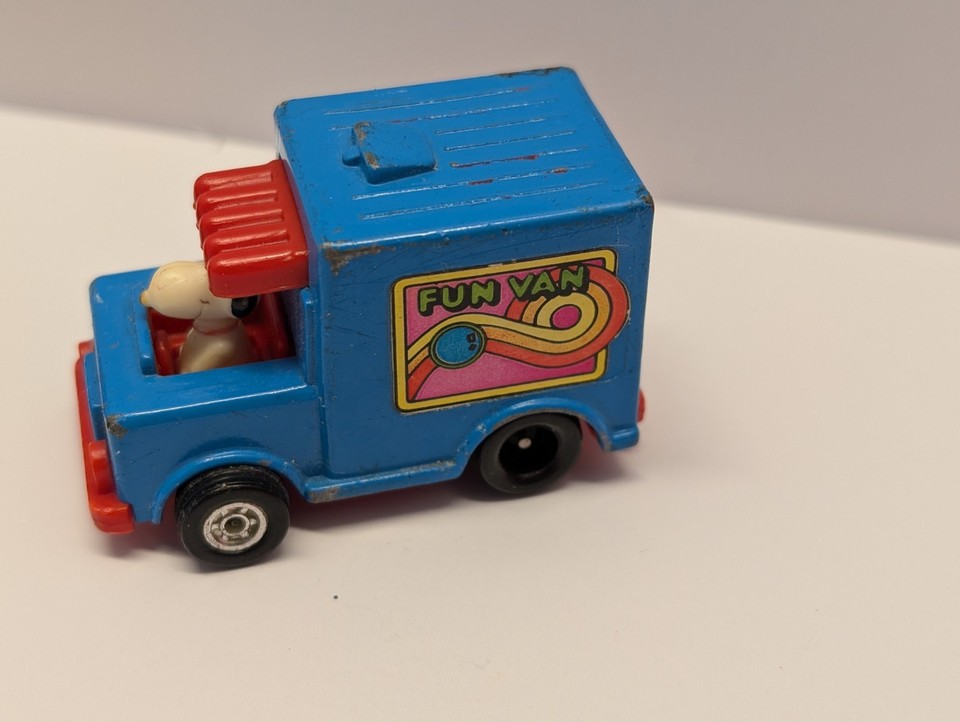 VTG Aviva Peanuts Snoopy Cat Catcher Die Cast Truck Fun Van 1958-1966 ...