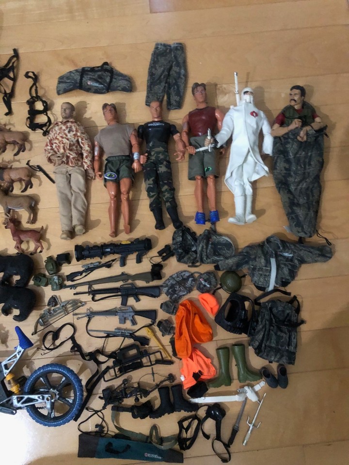 Vintage Lg Lot of GI Joe Figures & Misc. Hunting Items Hasbro & Mattel ...