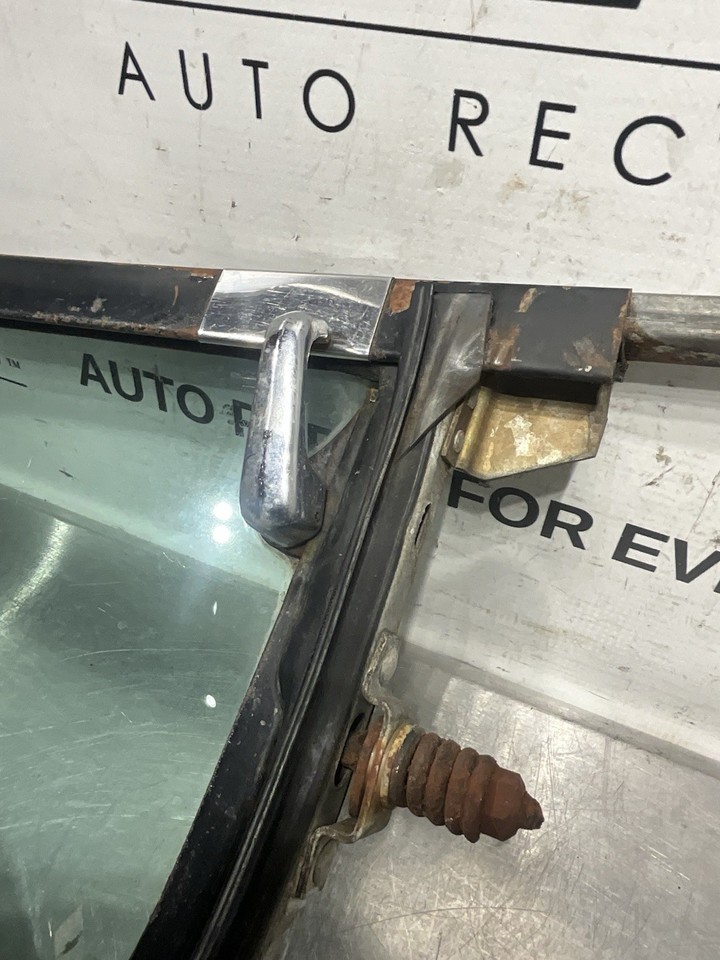 1973-1979 Ford Truck F100 F150 F350 RIGHT GLASS VENT WING WINDOW ...