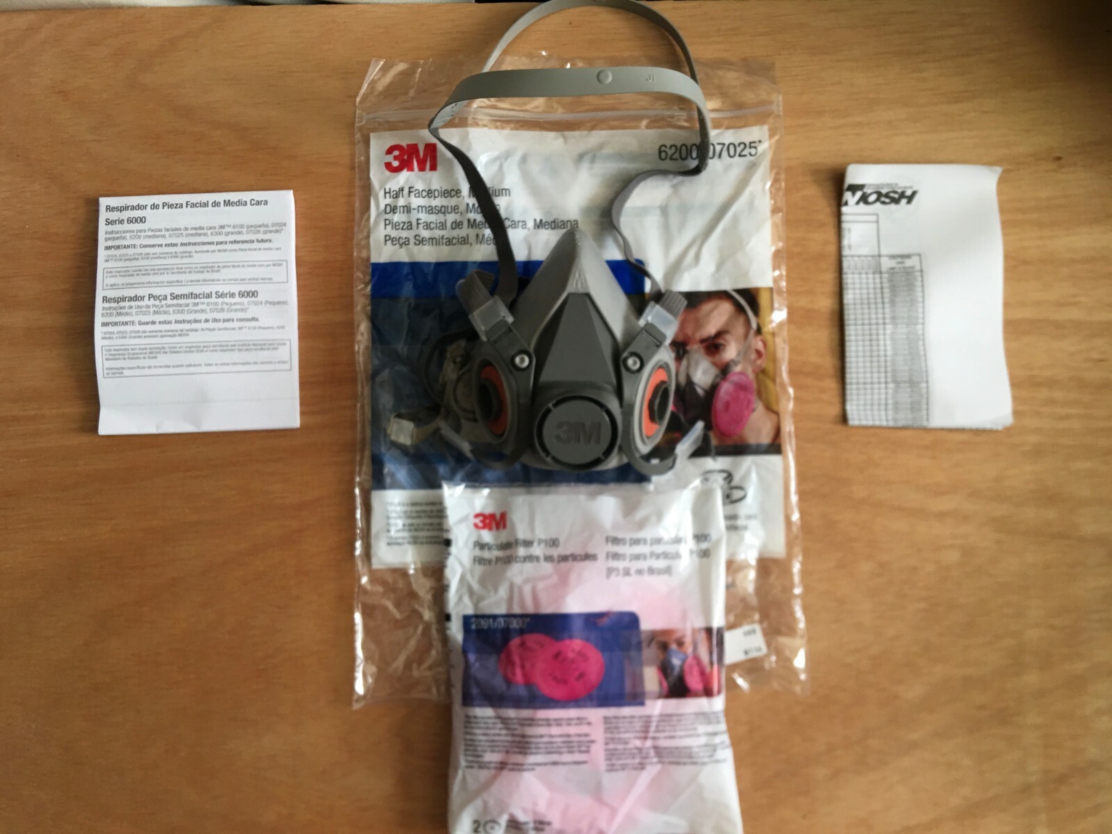 3M 6200/07025 Medium Half Face Respirator with 2091 Filters NEW IN BAG ...