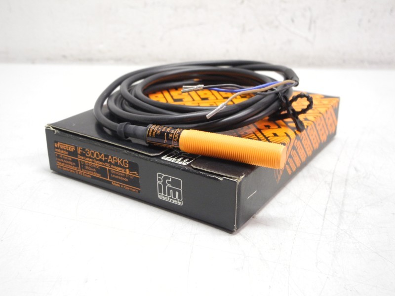 IFM Electronic Sensor induktiv Näherungsschalter IF-3004-APKG Unbenutzt ...