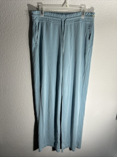 ATHLETA Seasoft Mid Rise Straight Pant Medium Tall Blue Coastal Wide ...