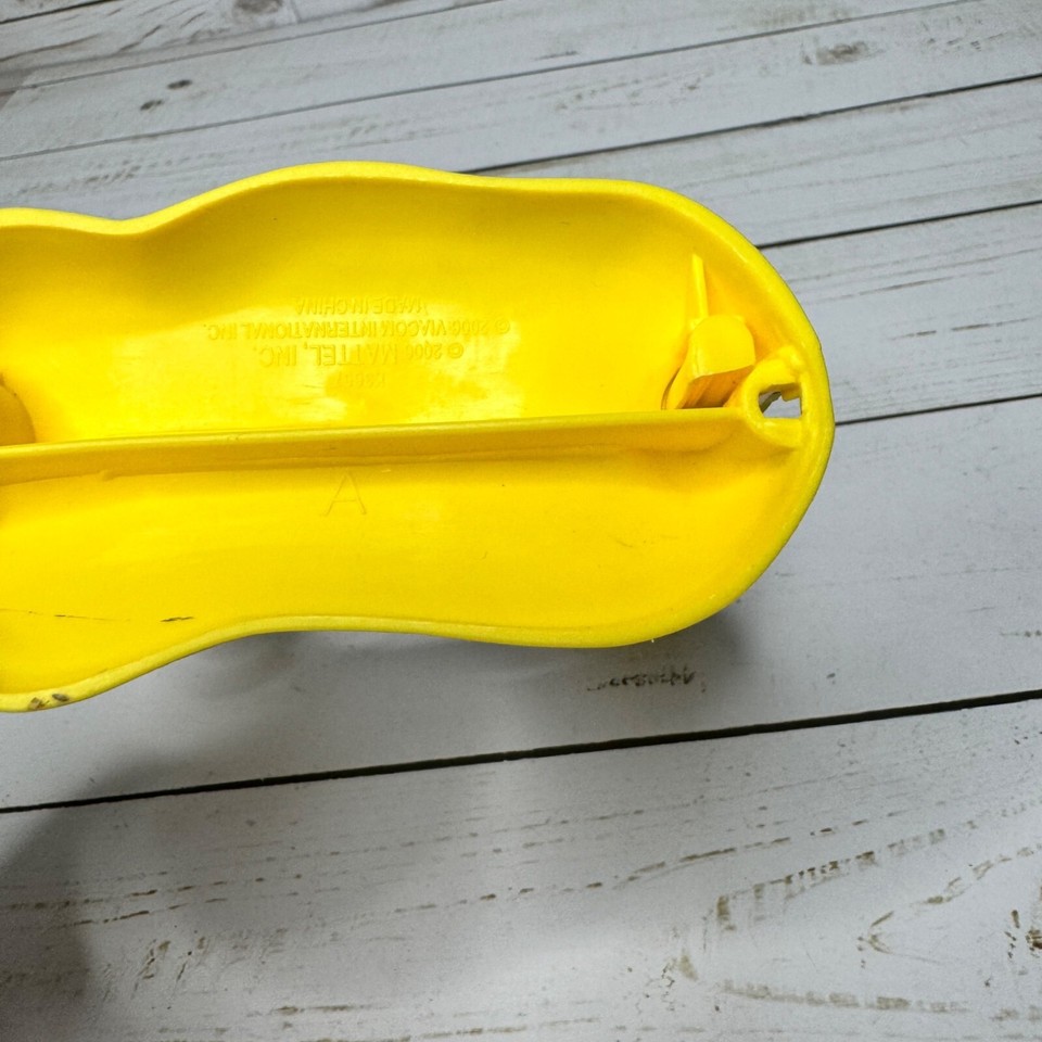 Mattel 2000 Yellow White Toy Plastic Fence Gate Star Design Fisher ...