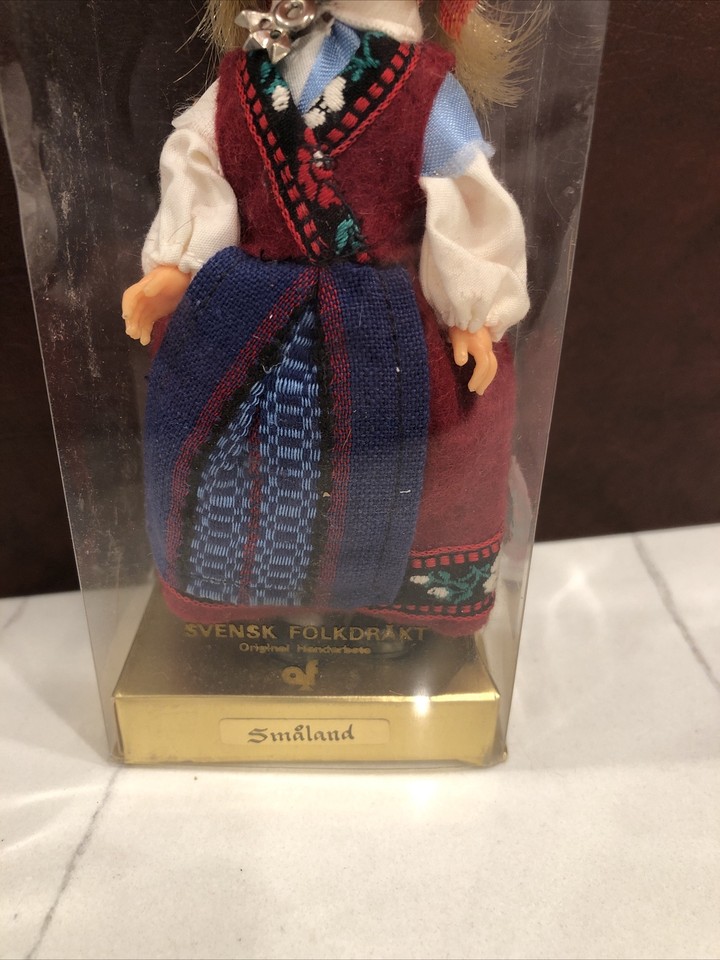 Svensk Folkdrakt Doll Smaland W/Box, Collector Doll, Vintage Swedish ...