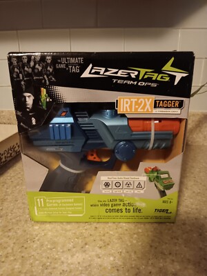 Hasbro TIGER Electronics Lazer Tag Team Ops IRT-2X TAGGER Gun Pistol ...