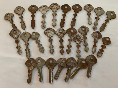Lot Of 27 Vintage Keys - Mostly Flat Steel Keys | eBay