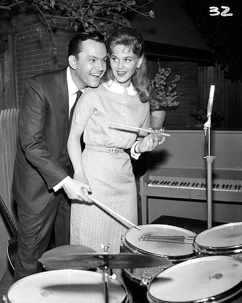 Bob Crane Kathy Bennett On Donna Reed Show 1964 OLD TV PHOTO 1 | eBay