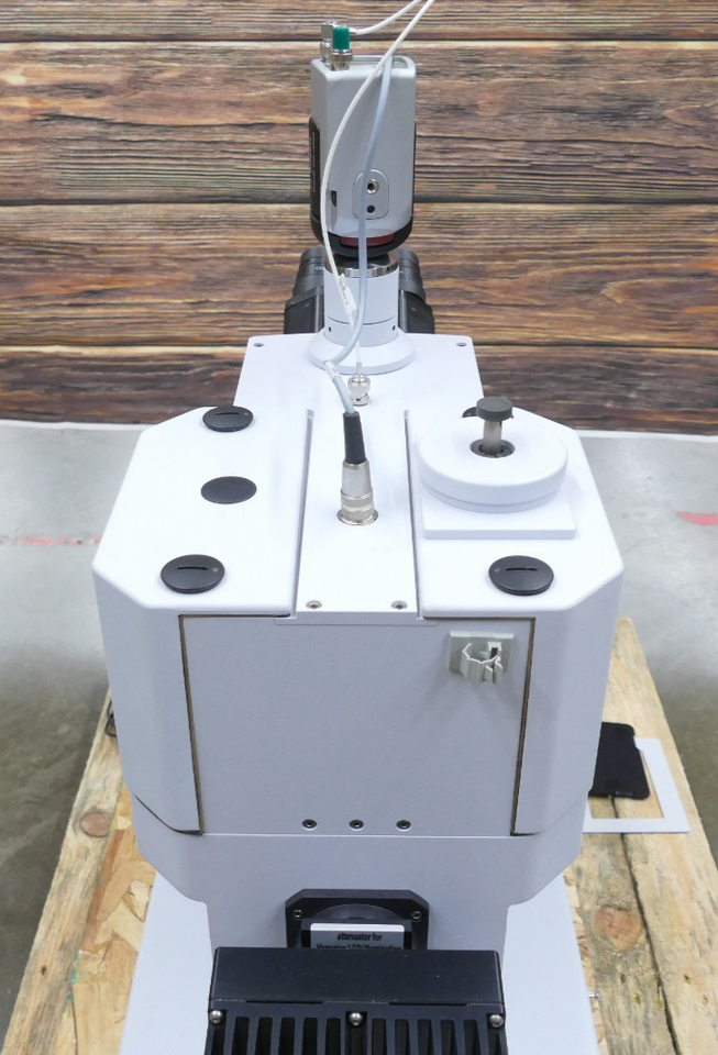 Bruker HYPERION 2000 I23400 FT-IR FTIR Infrared Microscope (see video ...