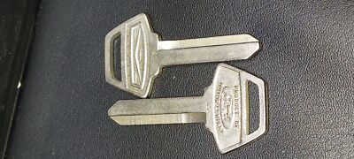 1x VINTAGE ORIGINAL OEM FORD GALAXIE KEY BLANK HURD 1966-1993 9424 H50 ...