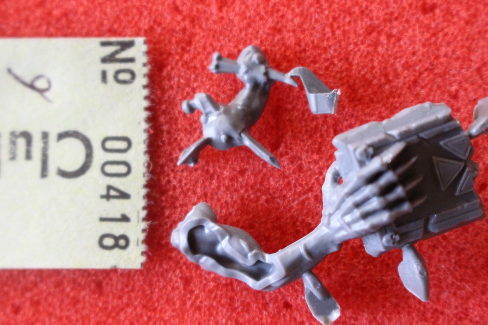 Games Workshop Warhammer Undead Crypt Horrors Haunter Courtier Arms ...