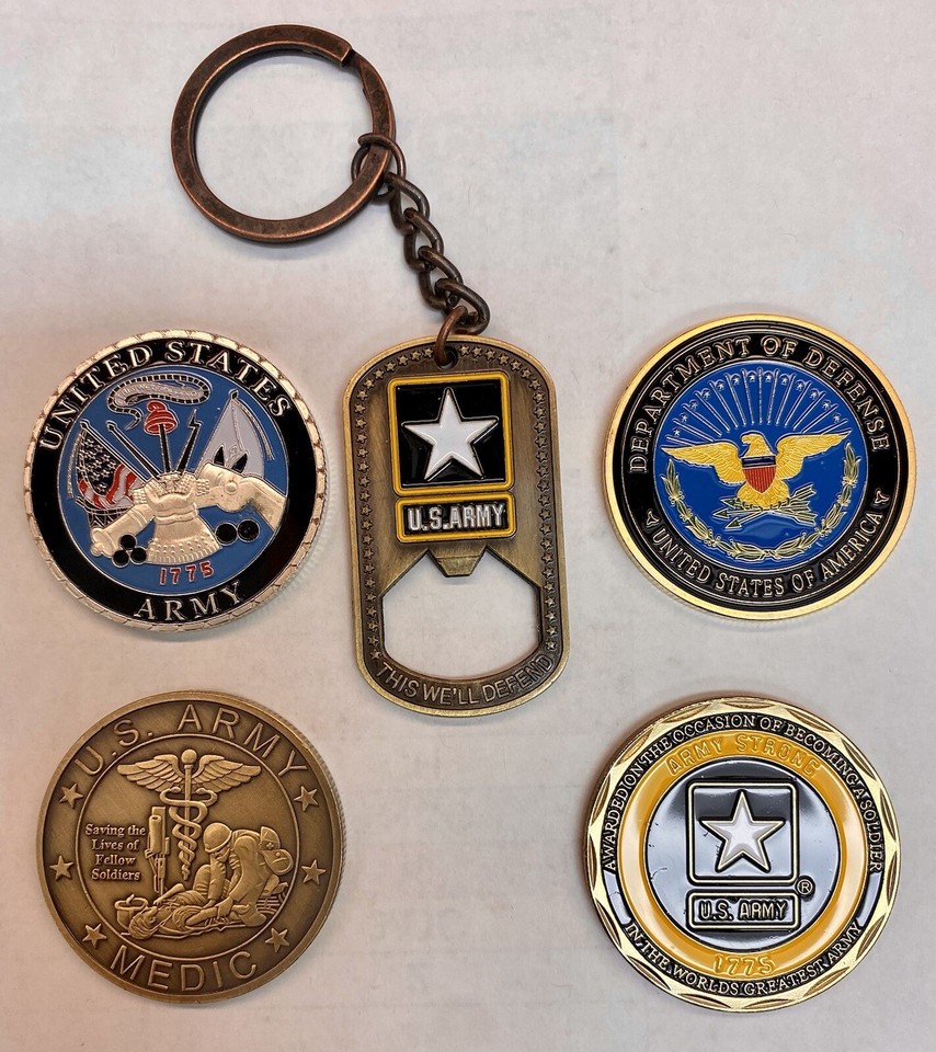 United States Army Challenge Coins And Dog Tag Bottle Opener Necklace ...