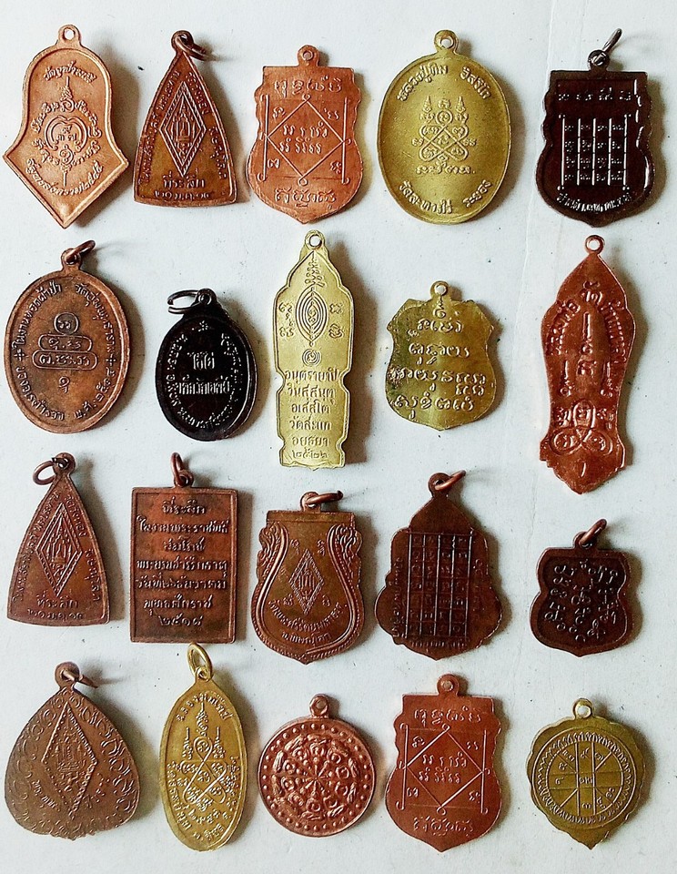 Set of 20 THAI BUDDHIST Jewelry Charms Pendants Amulets Buddha Buddhism ...