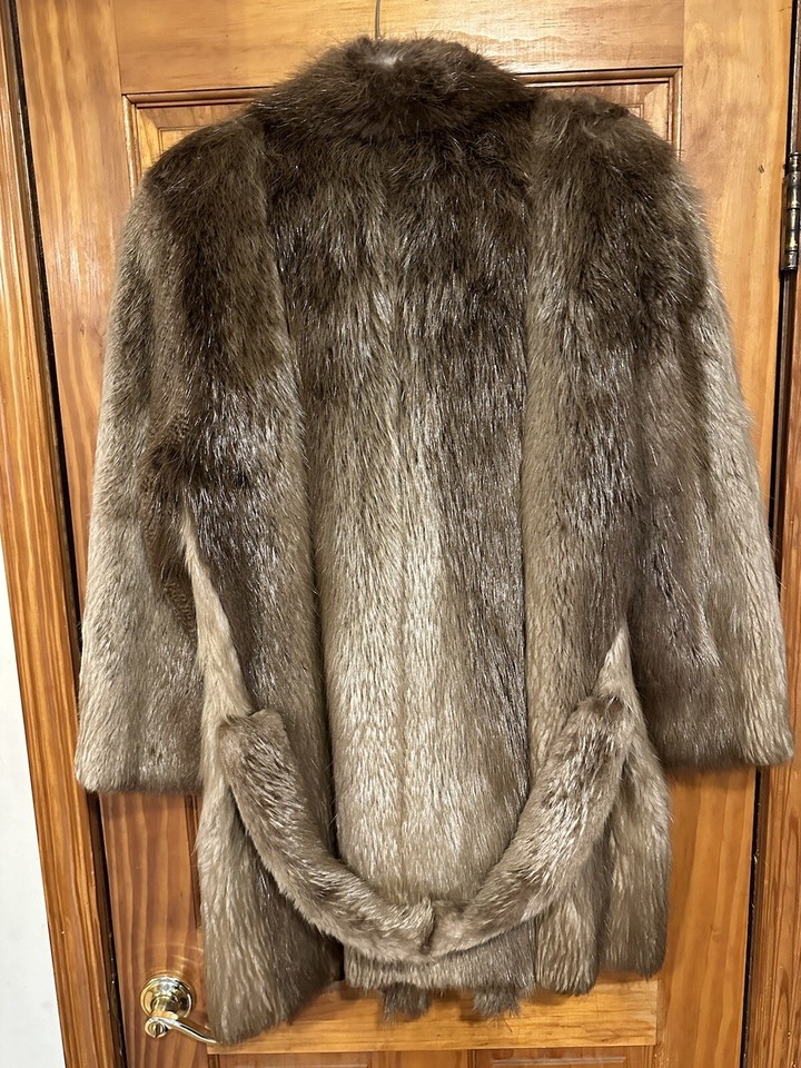 Vintage Diane Furs Real Canada Beaver Fur Coat Beautiful Elegant •Women ...