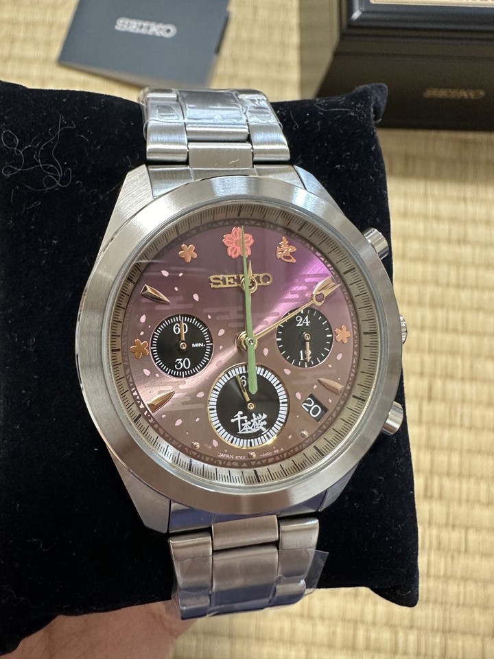 Seiko x Hatsune Miku Senbonzakura collaboration watch with music box | eBay
