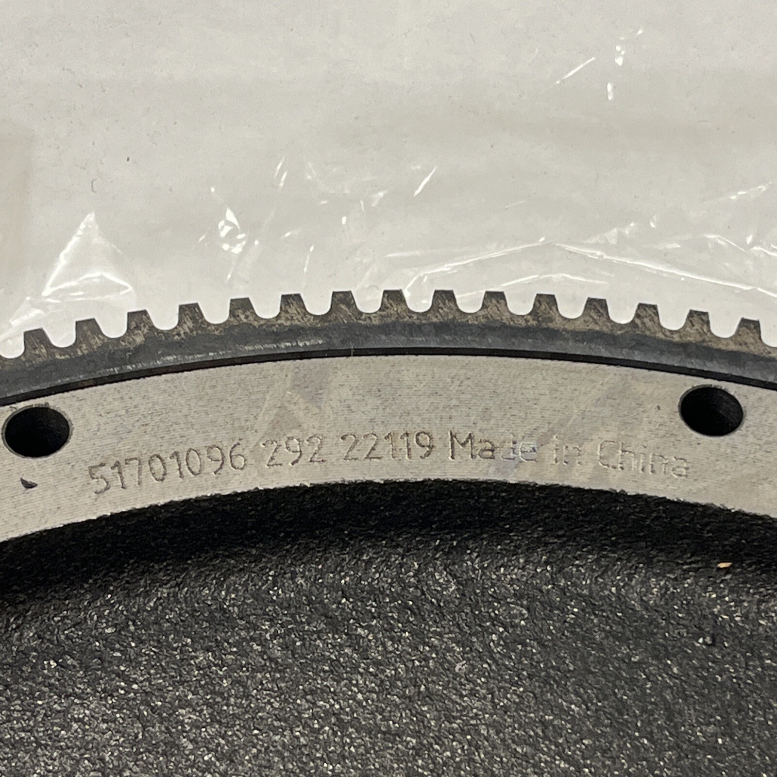 Flywheel 51701096 292 22119