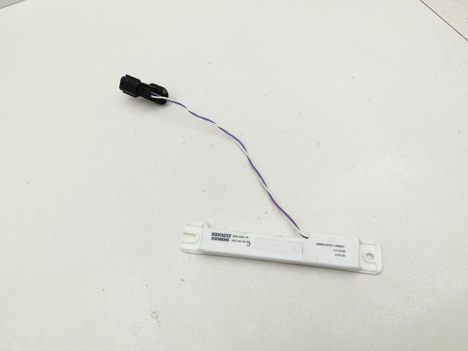 Renfort d'antenne Mous pour Hayon Renault Laguna III 3 08-11 285900007R ...