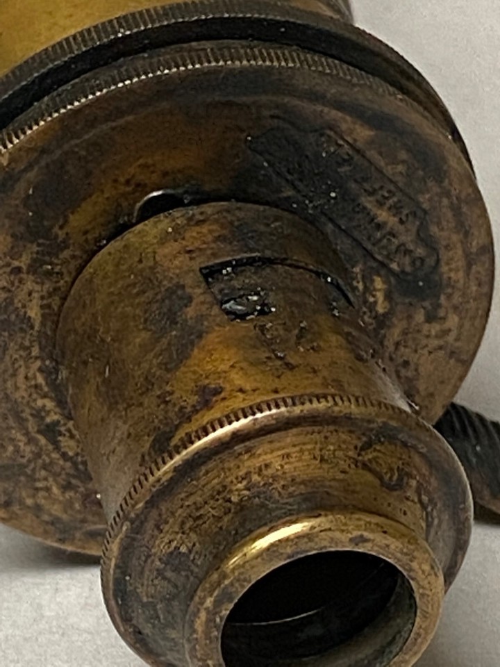 BRASS GUN POWDER BRASS FLASK HORSES HEADS EMBOSED. | eBay