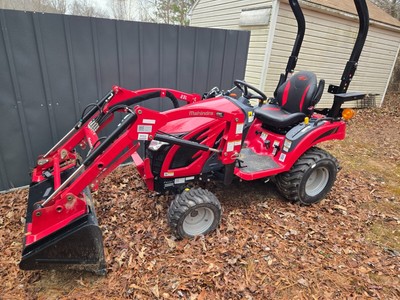 Tractors - Hydrostatic Compact