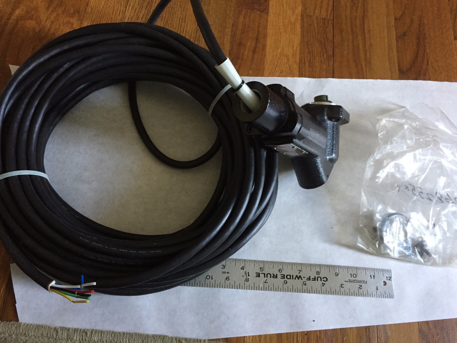 YASKAWA USASGM03HGA1 ENCODER CABLE USASGM-03,N.T5476-1 DAIDEN E91337 ...